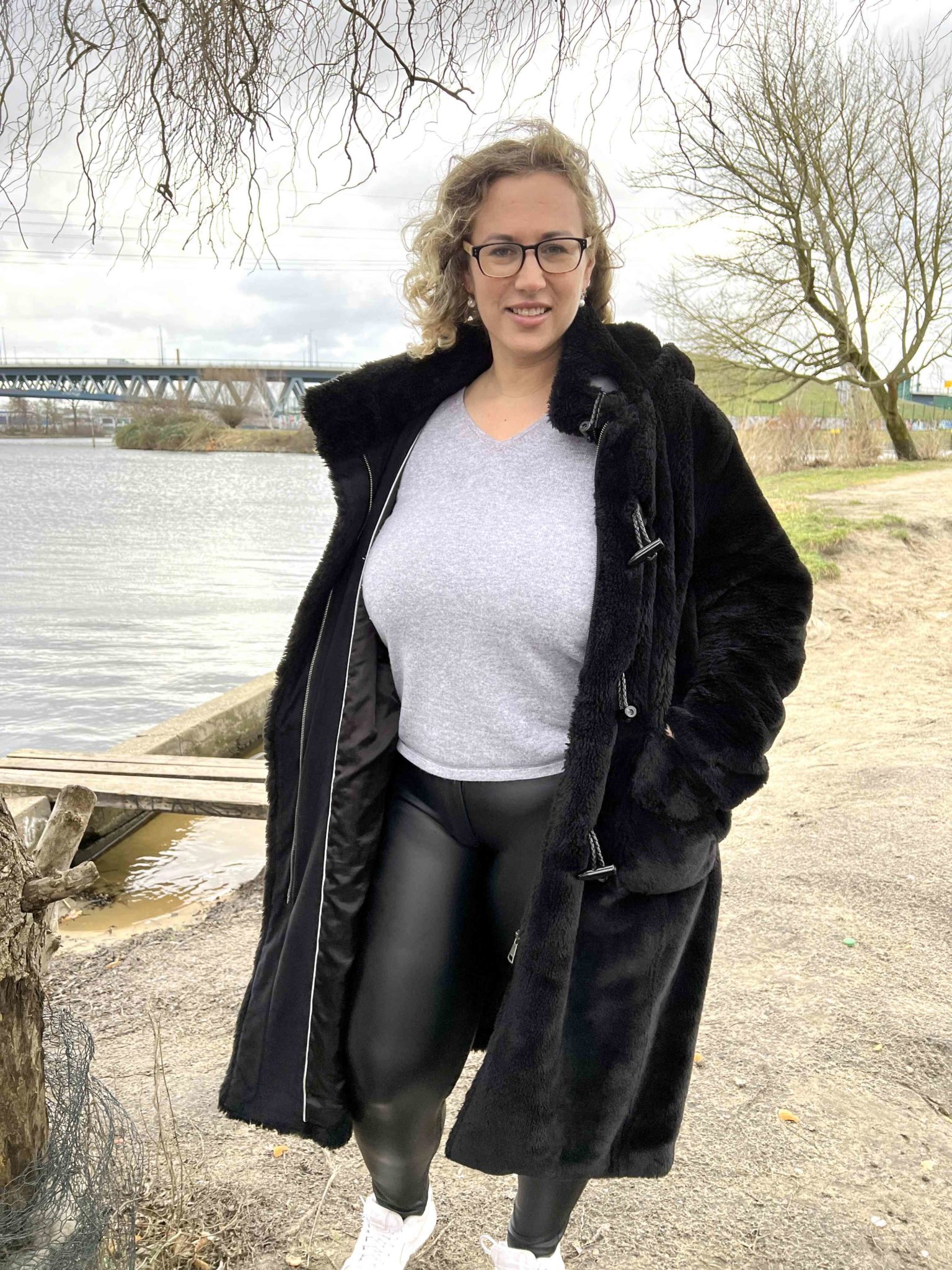 German Scout Kathy Deep - German Scout - Offizielle Homepage